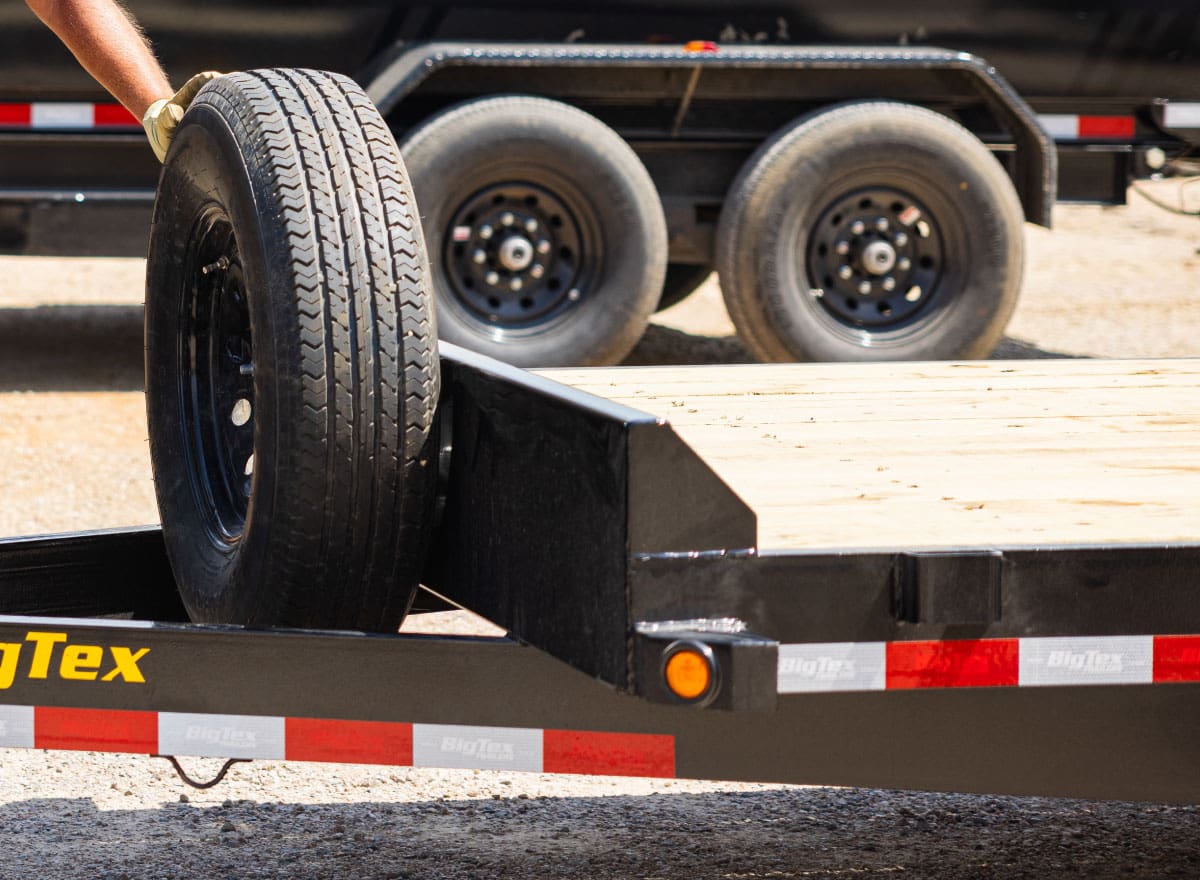 14EB Tandem Axle Equipment Trailer | Big Tex Trailers